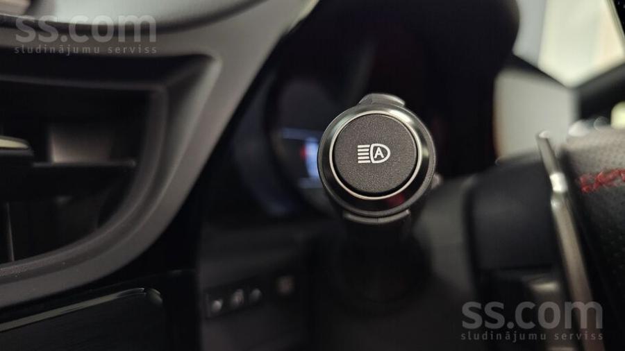 Melns Lexus ES 2022 Tallina, ar dzinēja tilpumu 2.50 L un nobraukumu 42 tūkst. km par 41995 €, foto 23 vietnē AUTOMOTO.COM.LV