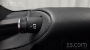 Melns Lexus ES 2022 Tallina, ar dzinēja tilpumu 2.50 L un nobraukumu 42 tūkst. km par 41995 €, foto 24 vietnē AUTOMOTO.COM.LV
