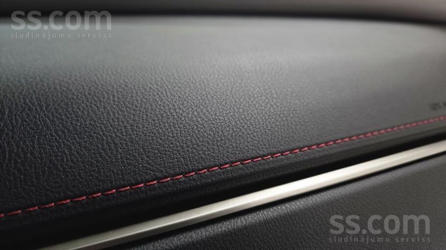 Melns Lexus ES 2022 Tallina, ar dzinēja tilpumu 2.50 L un nobraukumu 42 tūkst. km par 41995 €, foto 27 vietnē AUTOMOTO.COM.LV