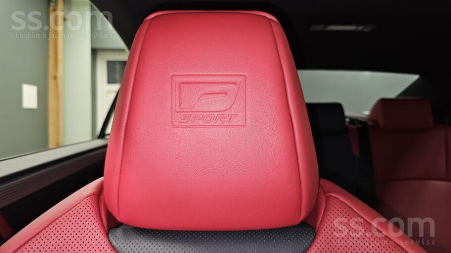 Melns Lexus ES 2022 Tallina, ar dzinēja tilpumu 2.50 L un nobraukumu 42 tūkst. km par 41995 €, foto 33 vietnē AUTOMOTO.COM.LV