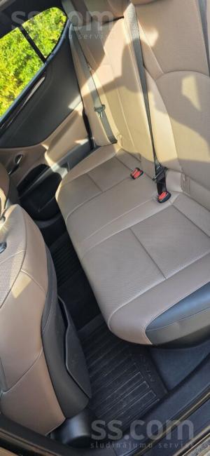 Melns Lexus ES 2022 Rīga, ar dzinēja tilpumu 2.50 L un nobraukumu 89 tūkst. km par 32300 €, foto 10 vietnē AUTOMOTO.COM.LV