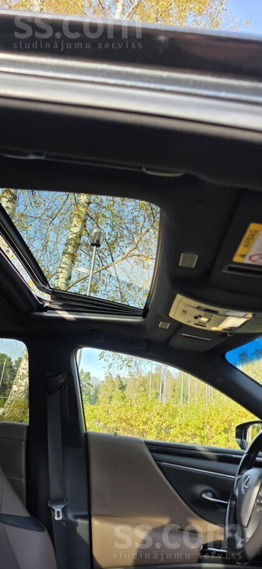 Melns Lexus ES 2022 Rīga, ar dzinēja tilpumu 2.50 L un nobraukumu 89 tūkst. km par 32300 €, foto 11 vietnē AUTOMOTO.COM.LV