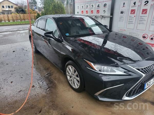 Melns Lexus ES 2023 Jūrmala, ar dzinēja tilpumu 2.50 L un nobraukumu 112 tūkst. km par 32999 €, foto 6 vietnē AUTOMOTO.COM.LV
