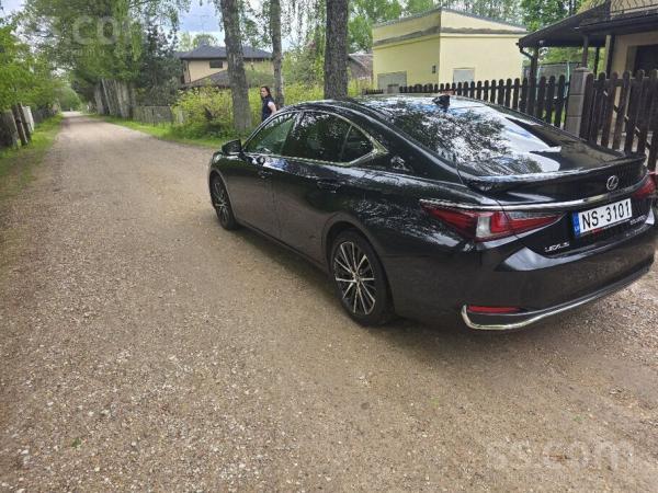 Melns Lexus ES 2023 Jūrmala, ar dzinēja tilpumu 2.50 L un nobraukumu 112 tūkst. km par 32999 €, foto 8 vietnē AUTOMOTO.COM.LV