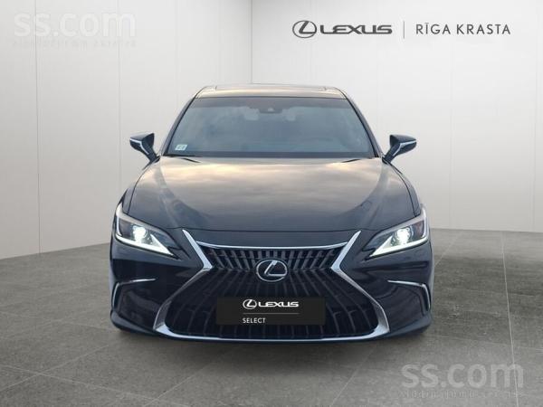 Melns Lexus ES 2024 Rīga, ar dzinēja tilpumu 2.00 L un nobraukumu 42 tūkst. km par 36000 €, foto 5 vietnē AUTOMOTO.COM.LV