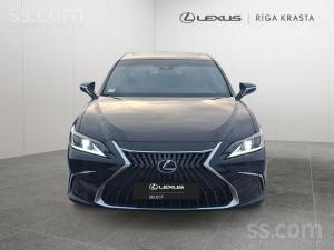 Melns Lexus ES 2024 Rīga, ar dzinēja tilpumu 2.00 L un nobraukumu 42 tūkst. km par 36000 €, foto 5 vietnē AUTOMOTO.COM.LV