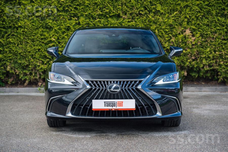 Melns Lexus ES 2024 Rīga, ar dzinēja tilpumu 2.50 L un nobraukumu 29 tūkst. km par 37400 €, foto 3 vietnē AUTOMOTO.COM.LV
