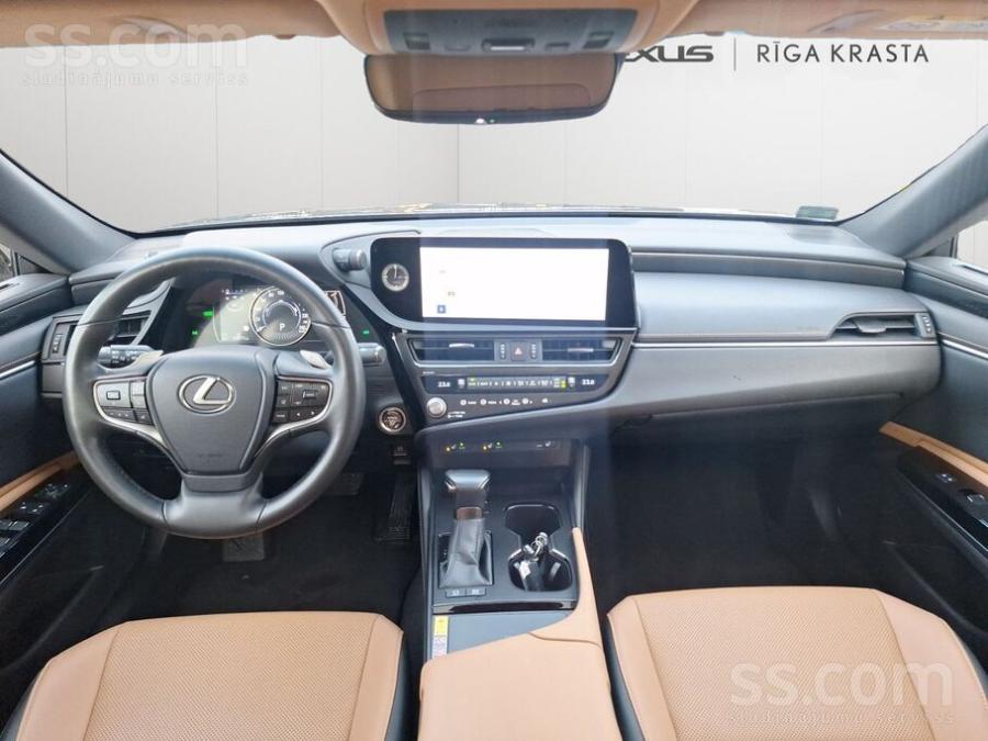Melns Lexus ES 2024 Rīga, ar dzinēja tilpumu 2.50 L un nobraukumu 42 tūkst. km par 40700 €, foto 8 vietnē AUTOMOTO.COM.LV