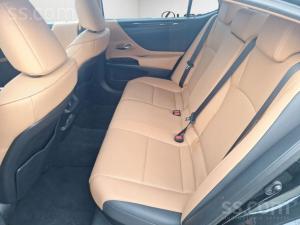 Melns Lexus ES 2024 Rīga, ar dzinēja tilpumu 2.50 L un nobraukumu 42 tūkst. km par 40700 €, foto 10 vietnē AUTOMOTO.COM.LV