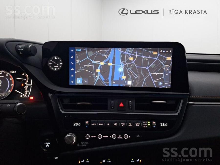 Melns Lexus ES 2024 Rīga, ar dzinēja tilpumu 2.50 L un nobraukumu 42 tūkst. km par 40700 €, foto 17 vietnē AUTOMOTO.COM.LV