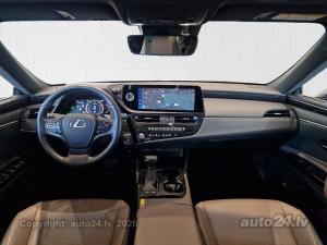 Черный Лексус ЕС 2024 в Таллин, объемом двигателя 2.50 л и пробегом 29 тыс. км за 45490 €, фото 9 на AUTOMOTO.COM.LV
