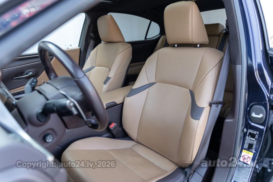Синий Лексус ЕС 2019 в Таллин, объемом двигателя 2.50 л и пробегом 106 тыс. км за 25900 €, фото 10 на AUTOMOTO.COM.LV