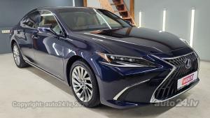 Zils Lexus ES 2022 Tallina, ar dzinēja tilpumu 2.50 L un nobraukumu 68 tūkst. km par 41995 €, foto 4 vietnē AUTOMOTO.COM.LV