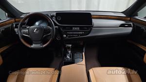 Zils Lexus ES 2022 Tallina, ar dzinēja tilpumu 2.50 L un nobraukumu 68 tūkst. km par 41995 €, foto 15 vietnē AUTOMOTO.COM.LV