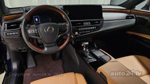 Zils Lexus ES 2022 Tallina, ar dzinēja tilpumu 2.50 L un nobraukumu 68 tūkst. km par 41995 €, foto 16 vietnē AUTOMOTO.COM.LV