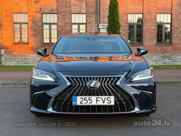 Lexus ES 2023 in Tallinn on AUTOMOTO.COM.LV Blue Lexus ES 2023 in Tallinn, with an engine capacity of 2.50 L and mileage of 129 thousand km for 33990 €, photo 3 on AUTOMOTO.COM.LV