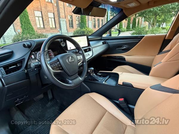 Lexus ES 2023 in Tallinn on AUTOMOTO.COM.LV Blue Lexus ES 2023 in Tallinn, with an engine capacity of 2.50 L and mileage of 129 thousand km for 33990 €, photo 10 on AUTOMOTO.COM.LV