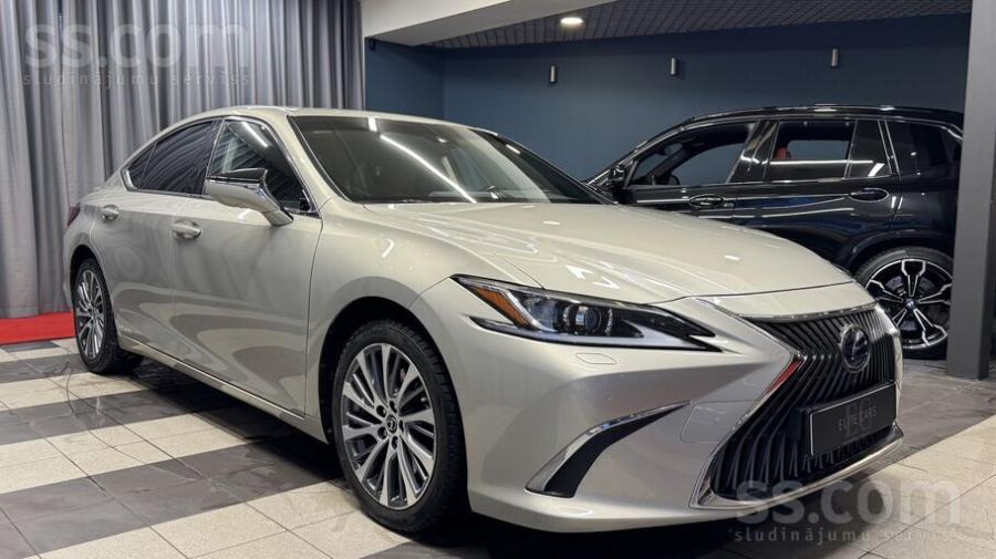 Lexus ES 2019 Rīga, ar dzinēja tilpumu 2.50 L un nobraukumu 81 tūkst. km par 28490 €, foto 4 vietnē AUTOMOTO.COM.LV