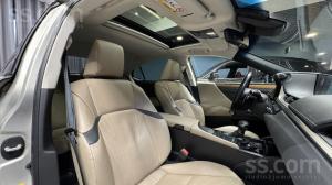 Lexus ES 2019 Rīga, ar dzinēja tilpumu 2.50 L un nobraukumu 81 tūkst. km par 28490 €, foto 13 vietnē AUTOMOTO.COM.LV