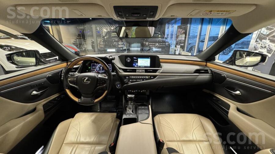 Lexus ES 2019 Rīga, ar dzinēja tilpumu 2.50 L un nobraukumu 81 tūkst. km par 28490 €, foto 16 vietnē AUTOMOTO.COM.LV