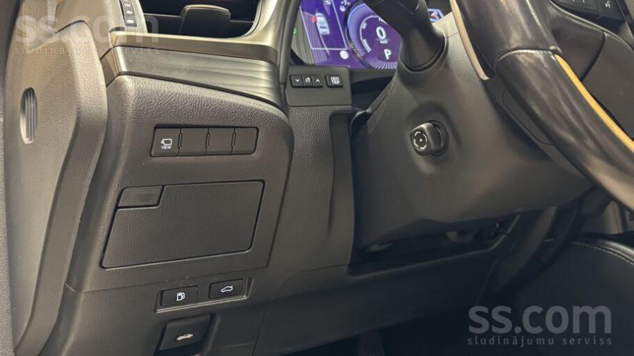 Lexus ES 2019 Rīga, ar dzinēja tilpumu 2.50 L un nobraukumu 81 tūkst. km par 28490 €, foto 22 vietnē AUTOMOTO.COM.LV