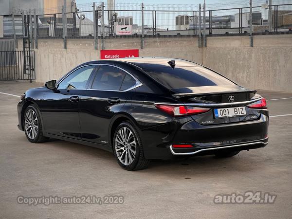 Зеленый Лексус ЕС 2019 в Таллин, объемом двигателя 2.50 л и пробегом 109 тыс. км за 28500 €, фото 5 на AUTOMOTO.COM.LV