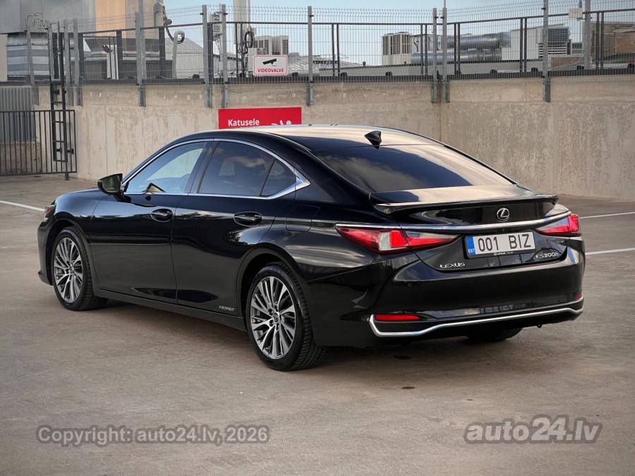 Зеленый Лексус ЕС 2019 в Таллин, объемом двигателя 2.50 л и пробегом 109 тыс. км за 28500 €, фото 5 на AUTOMOTO.COM.LV