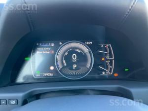 Grey Lexus ES 2021 in Riga, with an engine capacity of 2.50 L and mileage of 71 thousand km for 33000 €, photo 14 on AUTOMOTO.COM.LV