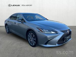 Grey Lexus ES 2021 in Riga, with an engine capacity of 2.50 L and mileage of 71 thousand km for 33000 €, photo 19 on AUTOMOTO.COM.LV