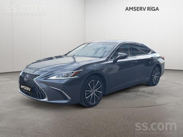 Pelēks Lexus ES 2022 Rīga, ar dzinēja tilpumu 2.50 L un nobraukumu 111 tūkst. km par 32900 €, foto 1 vietnē AUTOMOTO.COM.LV