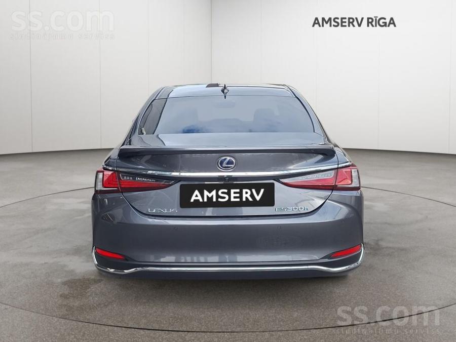 Pelēks Lexus ES 2022 Rīga, ar dzinēja tilpumu 2.50 L un nobraukumu 111 tūkst. km par 32900 €, foto 7 vietnē AUTOMOTO.COM.LV