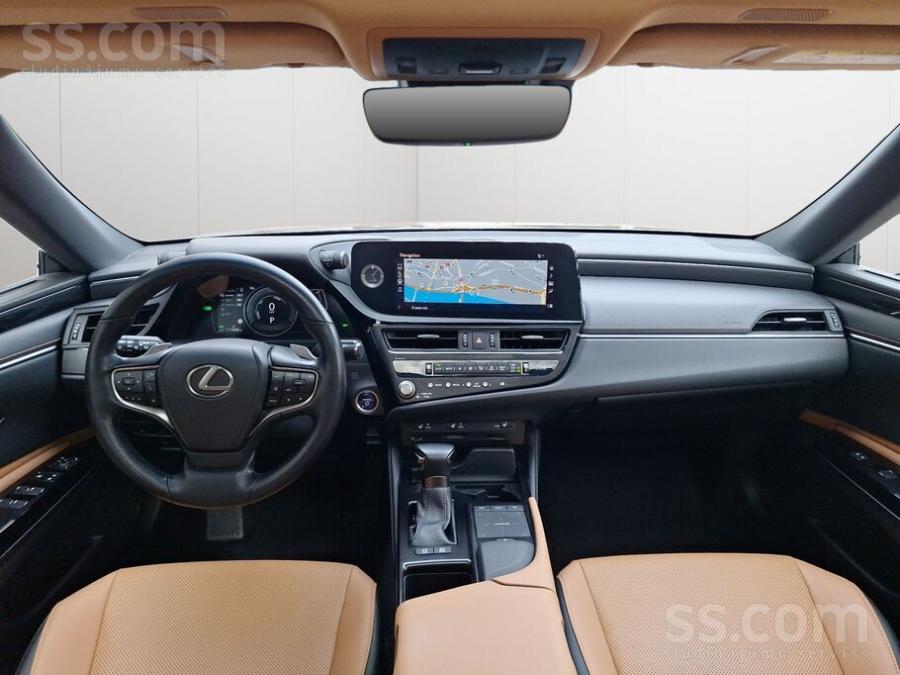 Pelēks Lexus ES 2022 Rīga, ar dzinēja tilpumu 2.50 L un nobraukumu 111 tūkst. km par 32900 €, foto 10 vietnē AUTOMOTO.COM.LV