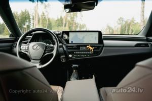 Grey Lexus ES 2023 in Parnu, with an engine capacity of 2.50 L and mileage of 45 thousand km for 43500 €, photo 9 on AUTOMOTO.COM.LV