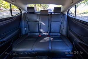 Grey Lexus ES 2023 in Tallinn, with an engine capacity of 2.50 L and mileage of 95 thousand km for 43000 €, photo 24 on AUTOMOTO.COM.LV