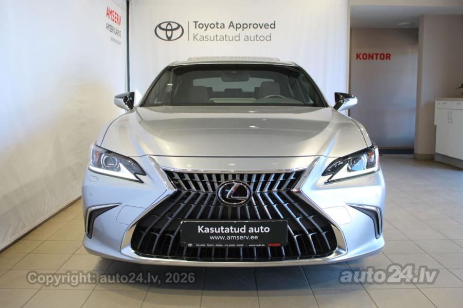 Grey Lexus ES 2024 in Tallinn, with an engine capacity of 2.50 L and mileage of 37 thousand km for 45490 €, photo 6 on AUTOMOTO.COM.LV
