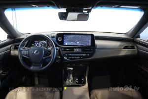 Grey Lexus ES 2024 in Tallinn, with an engine capacity of 2.50 L and mileage of 37 thousand km for 45490 €, photo 9 on AUTOMOTO.COM.LV
