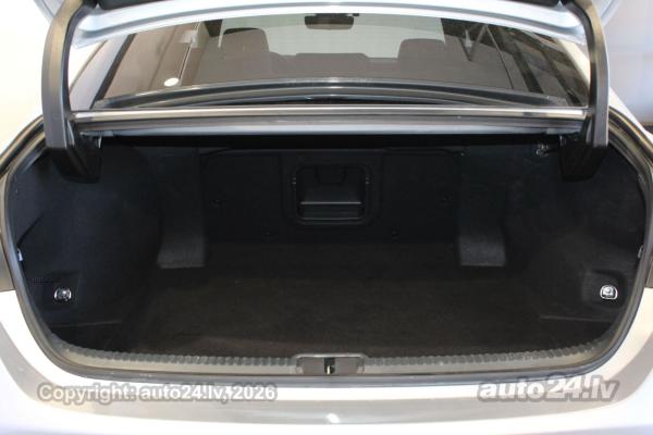 Grey Lexus ES 2024 in Tallinn, with an engine capacity of 2.50 L and mileage of 37 thousand km for 45490 €, photo 10 on AUTOMOTO.COM.LV