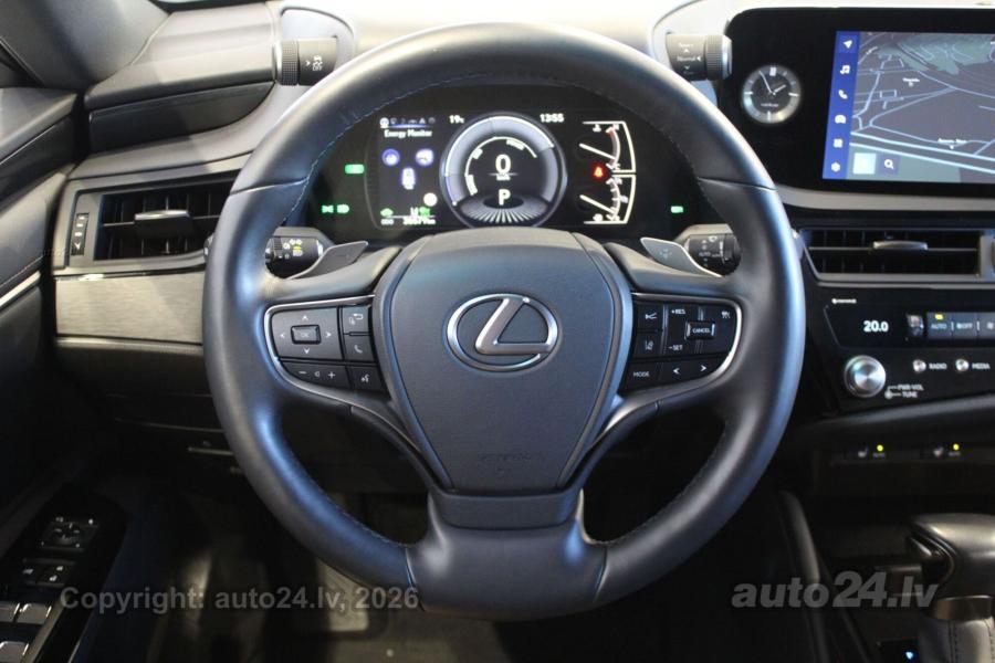 Grey Lexus ES 2024 in Tallinn, with an engine capacity of 2.50 L and mileage of 37 thousand km for 45490 €, photo 13 on AUTOMOTO.COM.LV