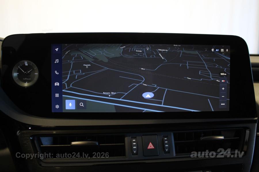 Grey Lexus ES 2024 in Tallinn, with an engine capacity of 2.50 L and mileage of 37 thousand km for 45490 €, photo 17 on AUTOMOTO.COM.LV