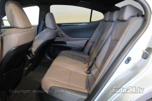 Grey Lexus ES 2024 in Tallinn, with an engine capacity of 2.50 L and mileage of 37 thousand km for 45490 €, photo 20 on AUTOMOTO.COM.LV