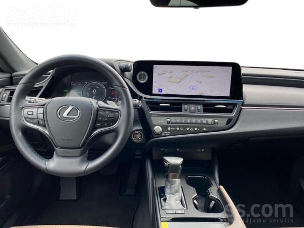 Pelēks Lexus ES 2025 Rīga, ar dzinēja tilpumu 2.50 L un nobraukumu 5 tūkst. km par 46900 €, foto 8 vietnē AUTOMOTO.COM.LV