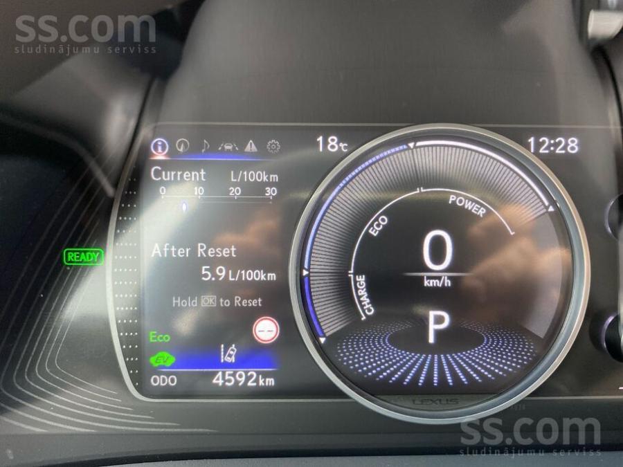 Grey Lexus ES 2025 in Riga, with an engine capacity of 2.50 L and mileage of 5 thousand km for 46900 €, photo 14 on AUTOMOTO.COM.LV