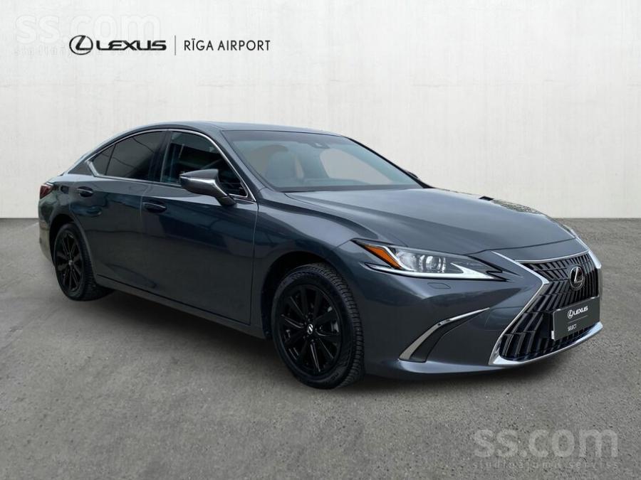 Grey Lexus ES 2025 in Riga, with an engine capacity of 2.50 L and mileage of 5 thousand km for 46900 €, photo 18 on AUTOMOTO.COM.LV