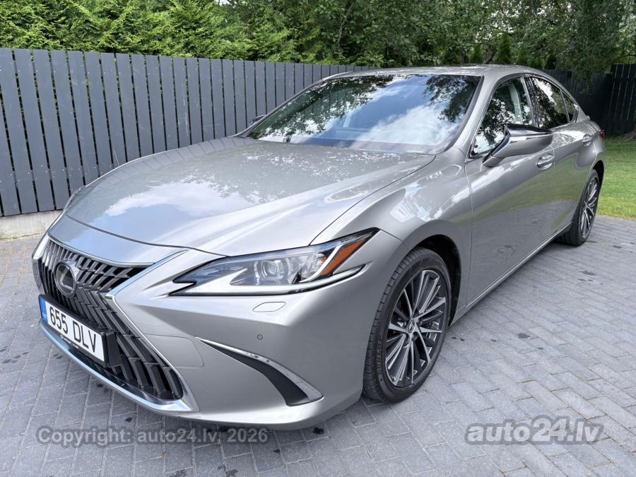 Pelēks Lexus ES 2025 Tallina, ar dzinēja tilpumu 2.50 L un nobraukumu 34 tūkst. km par 43900 €, foto 1 vietnē AUTOMOTO.COM.LV