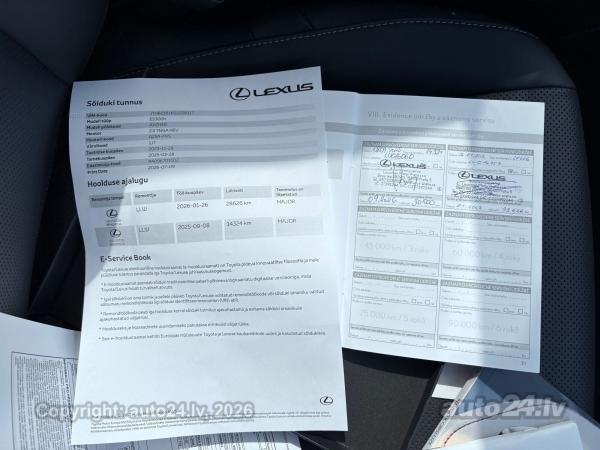 Pelēks Lexus ES 2025 Tallina, ar dzinēja tilpumu 2.50 L un nobraukumu 34 tūkst. km par 43900 €, foto 9 vietnē AUTOMOTO.COM.LV