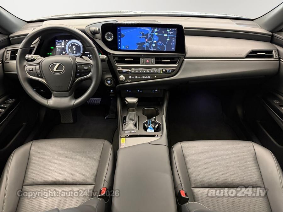 Pelēks Lexus ES 2025 Tallina, ar dzinēja tilpumu 2.50 L un nobraukumu 34 tūkst. km par 43900 €, foto 8 vietnē AUTOMOTO.COM.LV