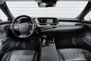 Lexus ES 2020 in Riga, with an engine capacity of 2.50 L and mileage of 85 thousand km for 31150 €, photo 6 on AUTOMOTO.COM.LV