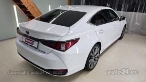Balts Lexus ES 2019 Tallina, ar dzinēja tilpumu 2.50 L un nobraukumu 80 tūkst. km par 36999 €, foto 5 vietnē AUTOMOTO.COM.LV