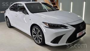 Balts Lexus ES 2019 Tallina, ar dzinēja tilpumu 2.50 L un nobraukumu 80 tūkst. km par 34995 €, foto 3 vietnē AUTOMOTO.COM.LV