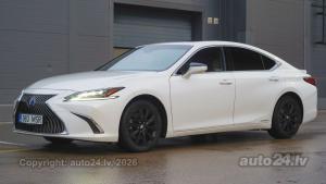 White Lexus ES 2019 in Tallinn, with an engine capacity of 2.50 L and mileage of 96 thousand km for 31000 €, photo 30 on AUTOMOTO.COM.LV